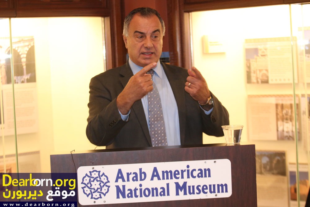 Dr. Ali Ajami Recites “Adhin Bilal” Poem in Dearborn Open Mic ...